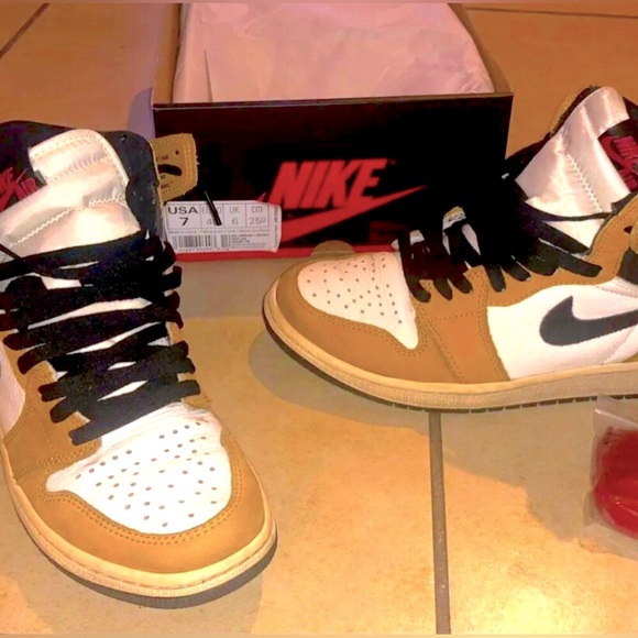 Nike | Shoes | Nike Michael Jordan Air Retro High Og Us7 Golden Harvest Black Valentines Day ...